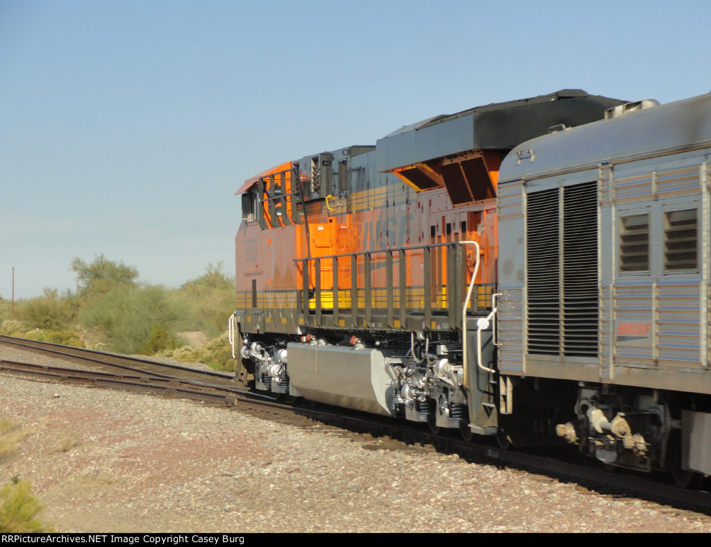BNSF 6753